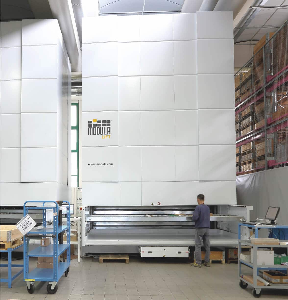 Modula VLM - Vertical lift modules and vertical storage - Modula
