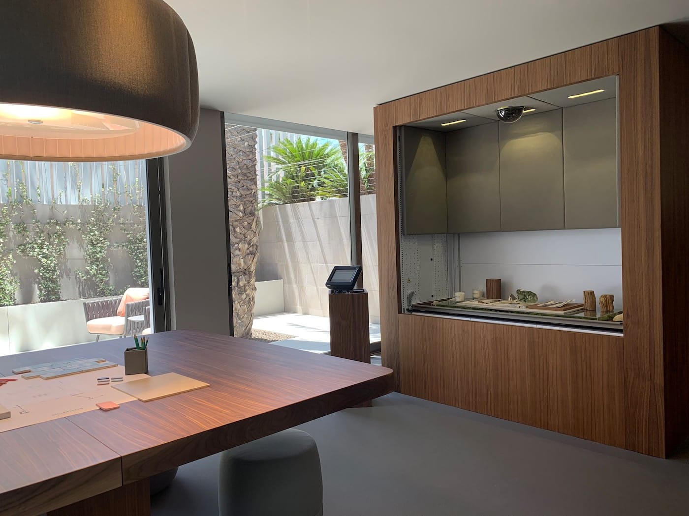 Library Storage Systems [Guide & Examples]