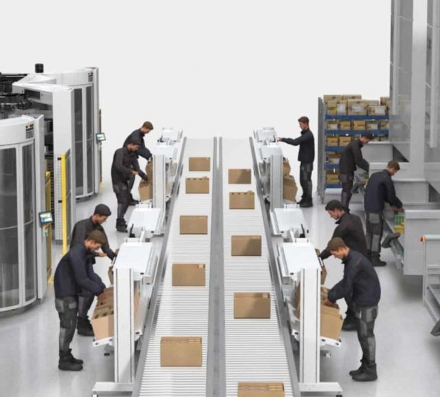 Smart Warehousing 101: Systems, Technologies & Best Practices