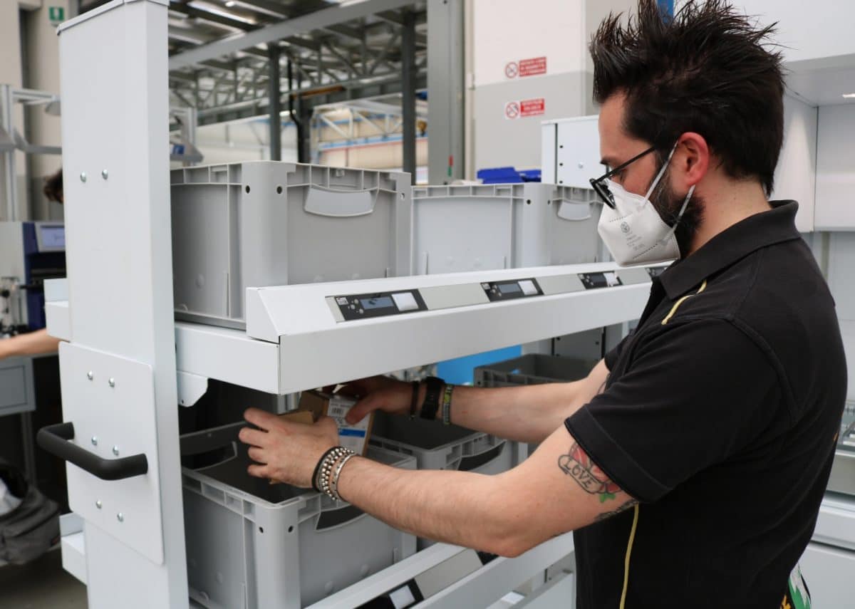 Modula Picking Solutions Photos - Modula