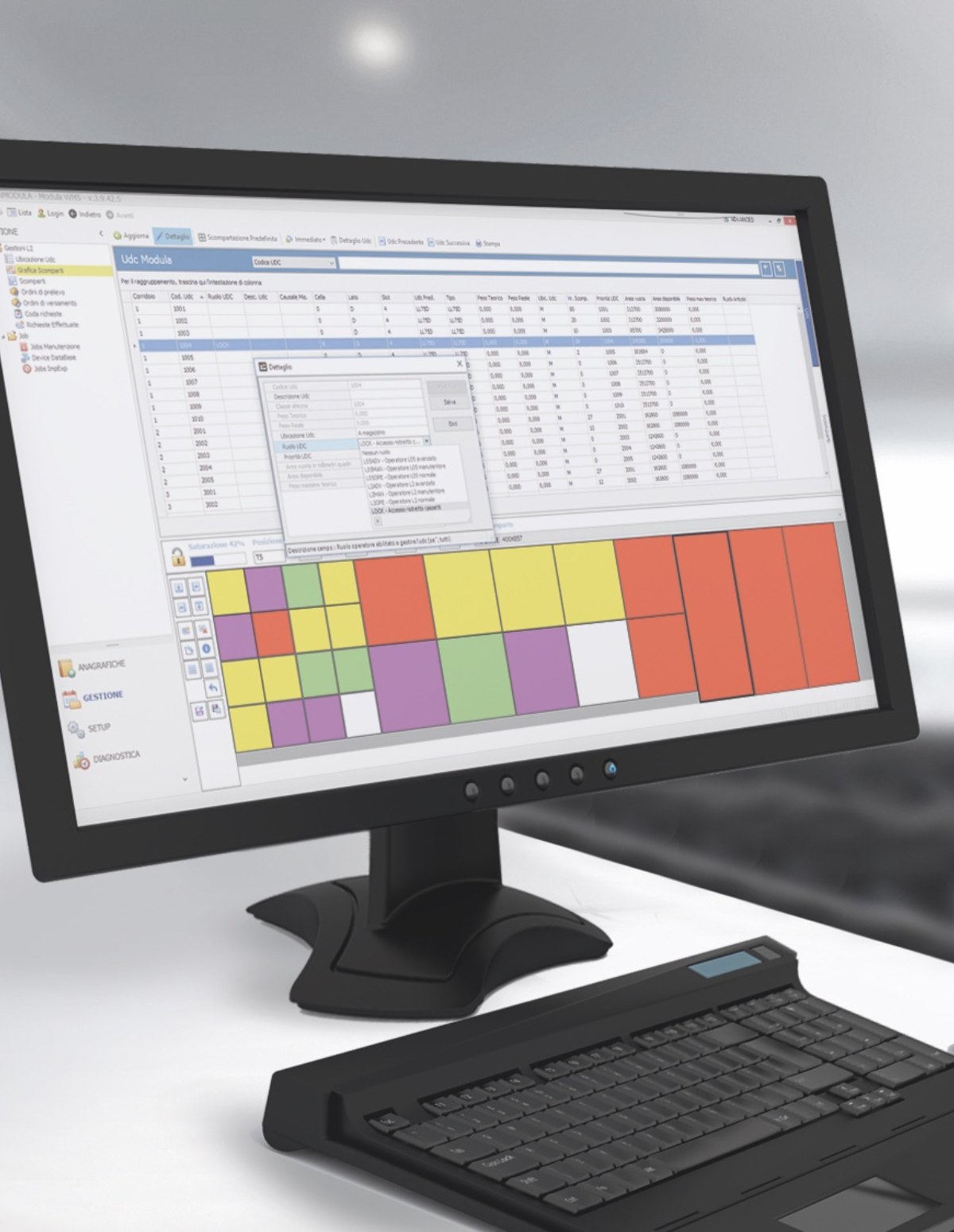 30 Strategies To Improve Warehouse Efficiency in 2025
